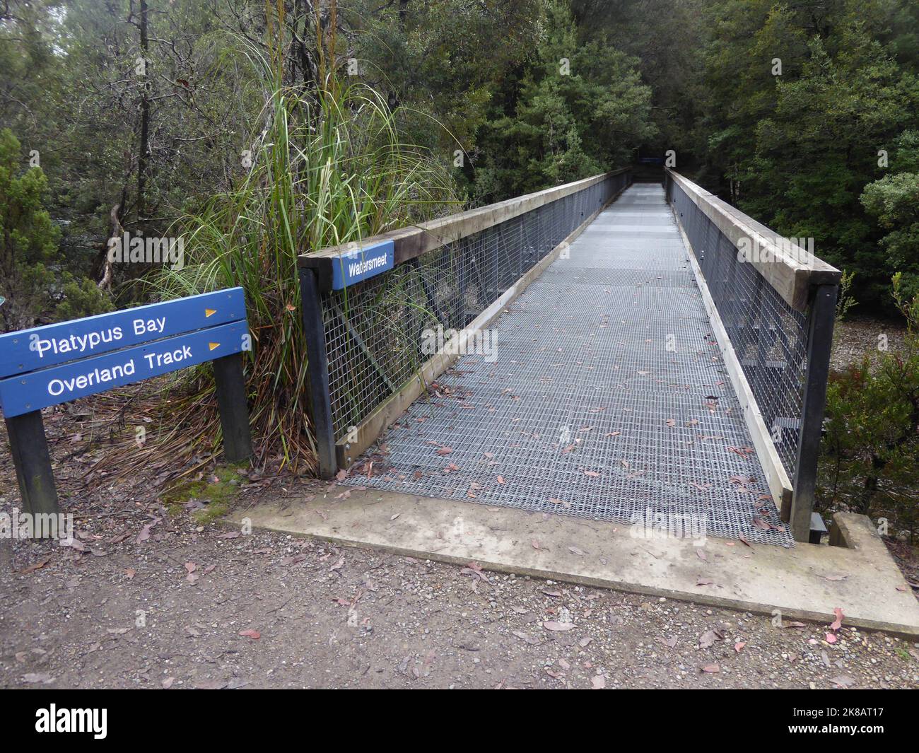 The Overland Track. Australian bushwalking track.Cradle Mountain-Lake ...