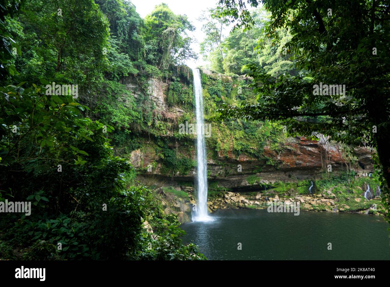 View of Misol Ha waterfall in Chiapas, Mexico. Beautiful Mexican ...