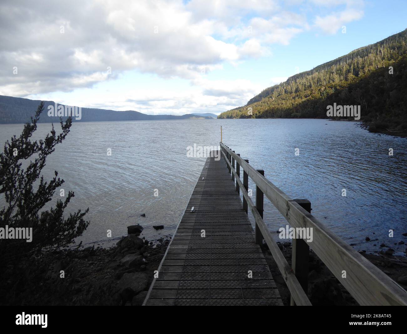 The Overland Track. Australian bushwalking track.Cradle Mountain-Lake ...