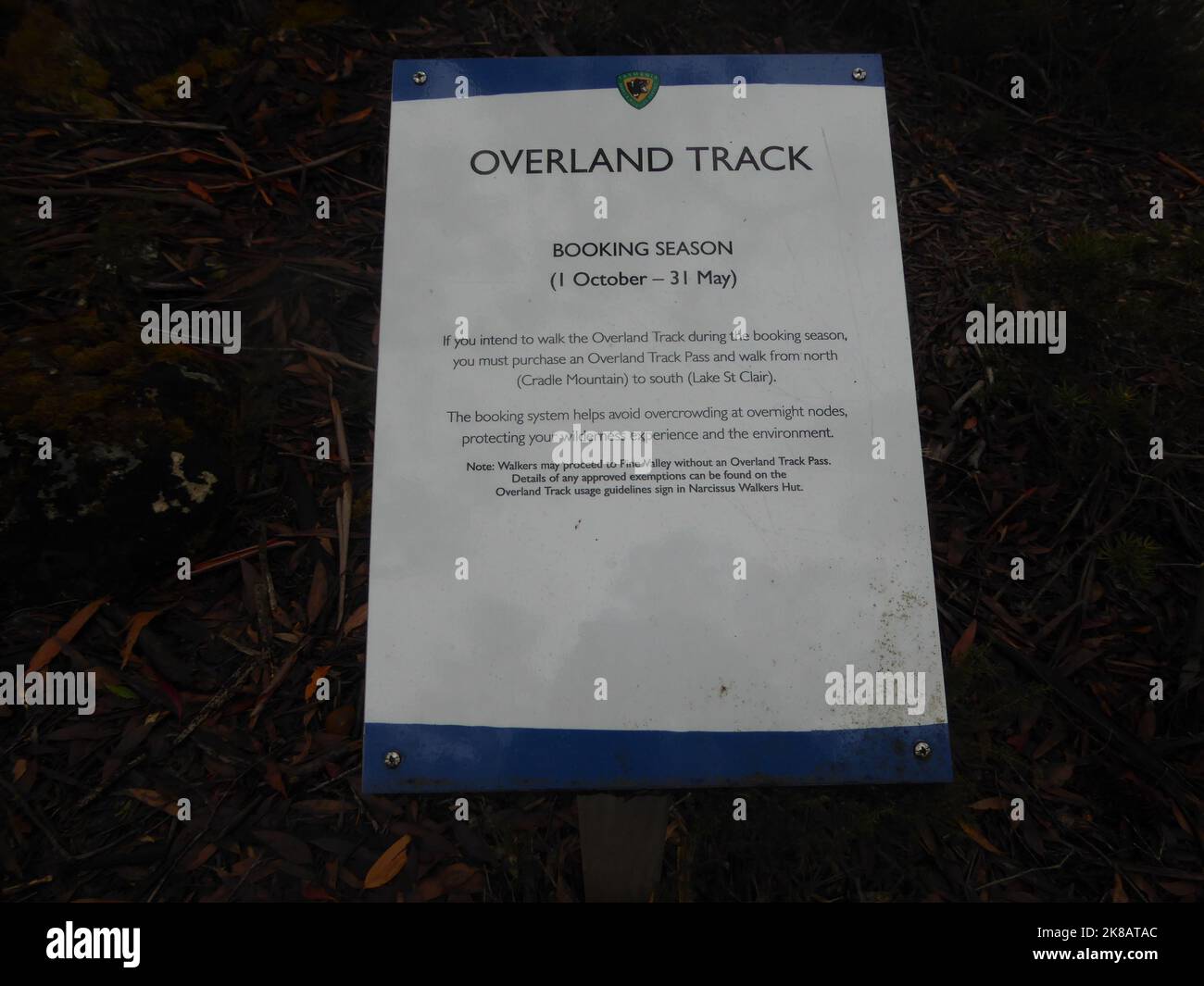 The Overland Track. Australian bushwalking track.Cradle Mountain-Lake ...