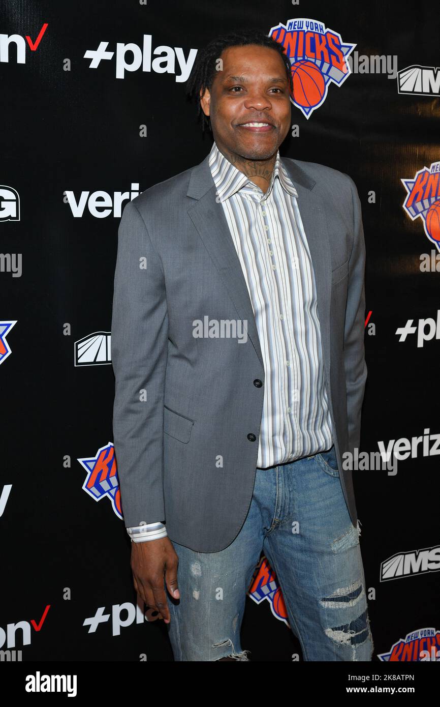 Latrell Sprewell attends the Verizon +play Red Carpet at Madison Square Garden for the New York ...