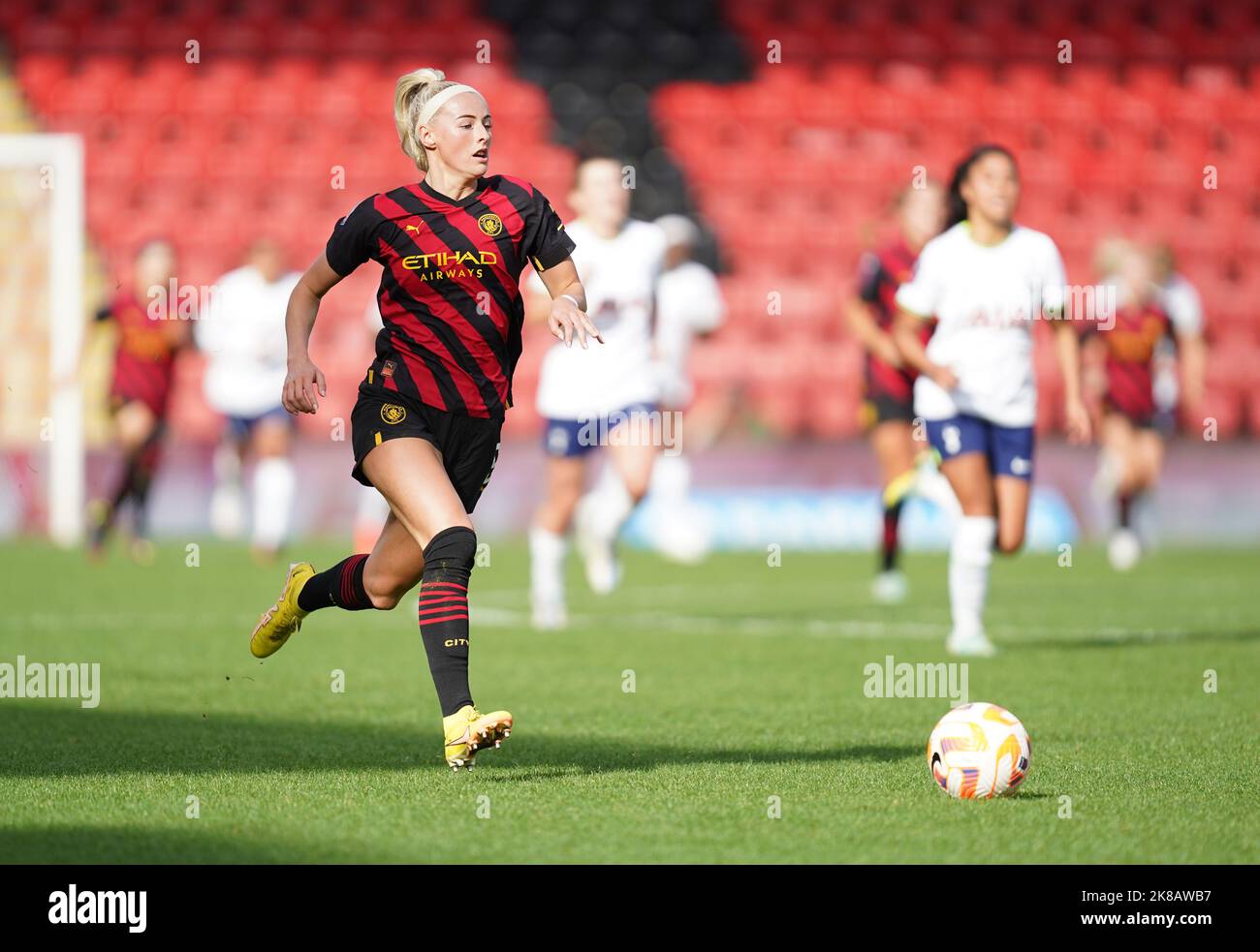 Manchester City's Chloe Kelly runs with the ball during the Barclays ...