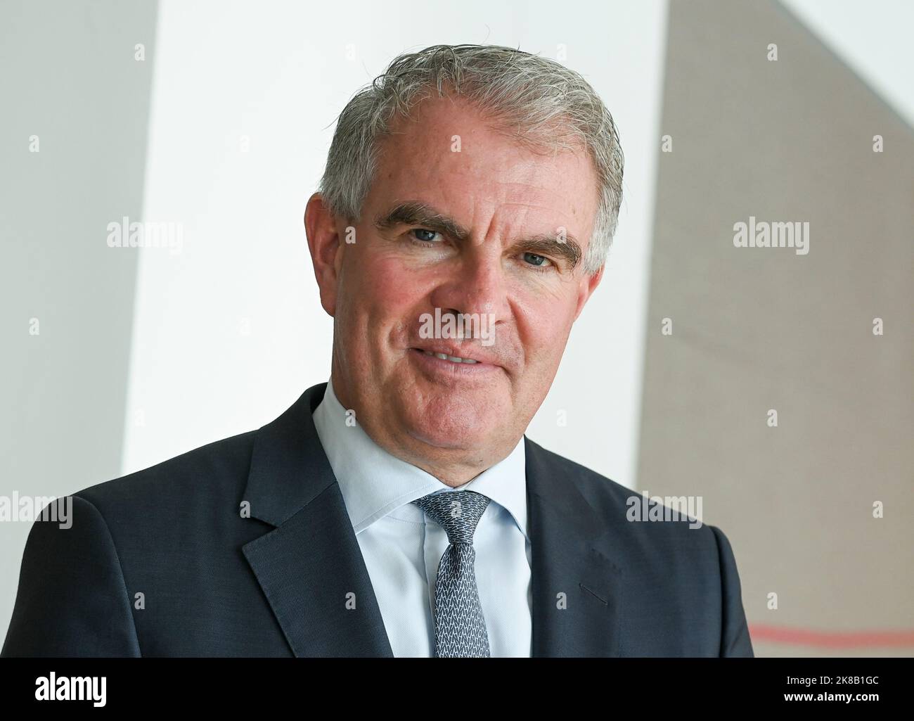 17 October 2022, Berlin, Schönefeld: Lufthansa CEO Carsten Spohr on the ...