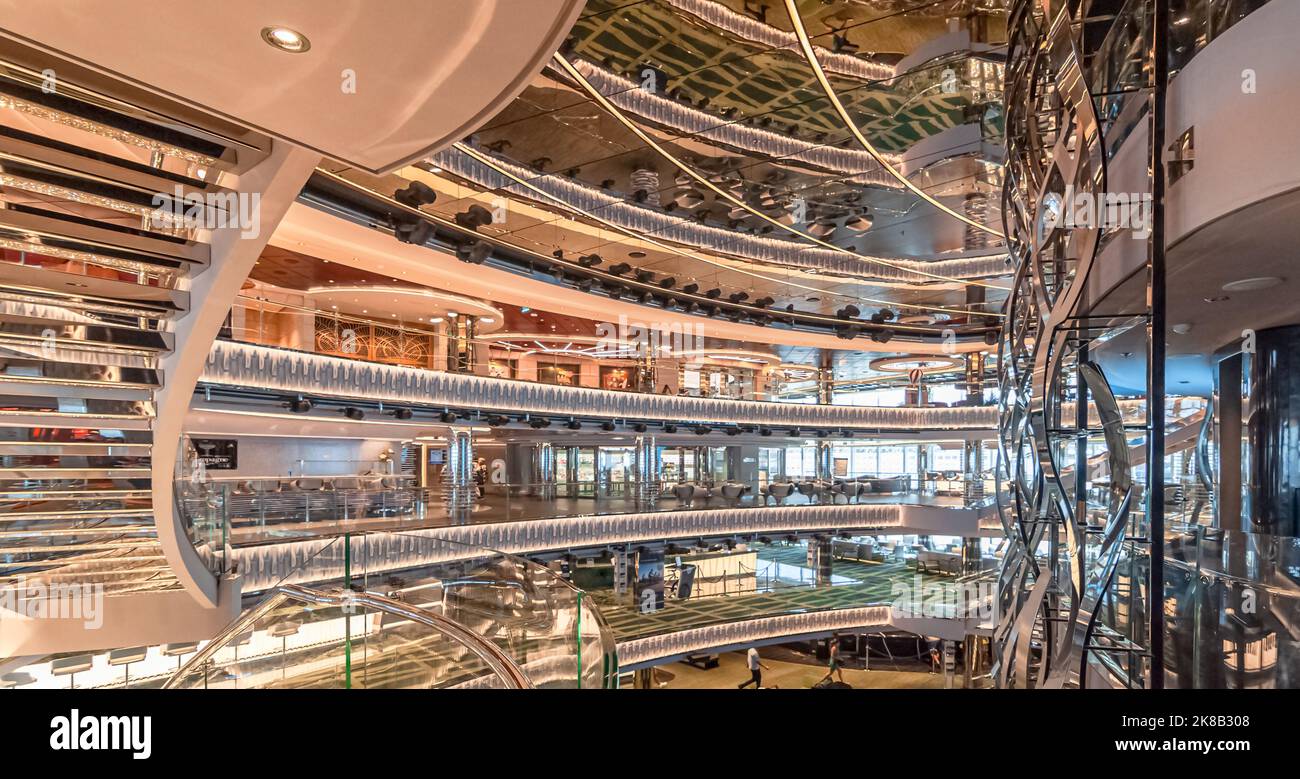 Inside a luxury cruise hi-res stock photography and images - Alamy