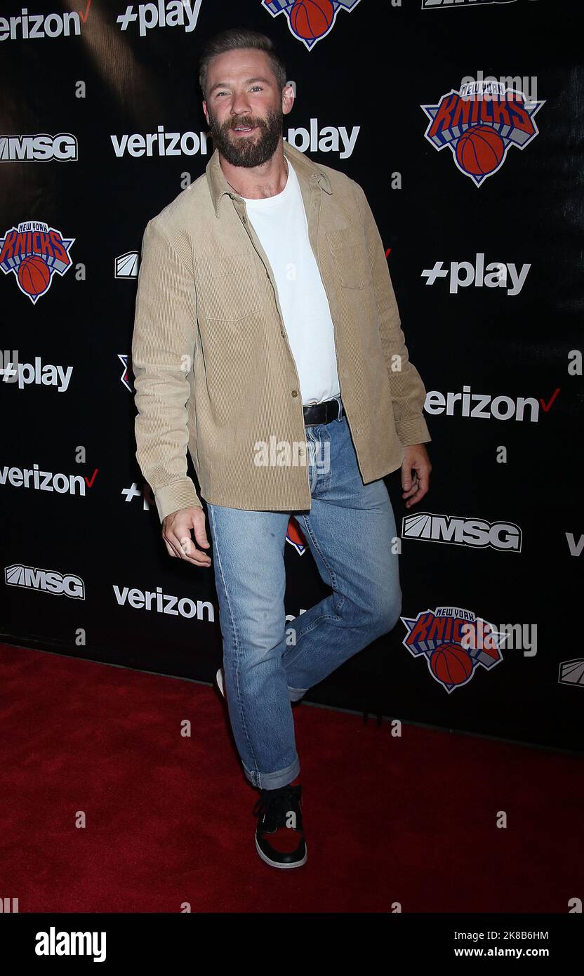 New york knicks opening home game hi-res stock photography and images ...