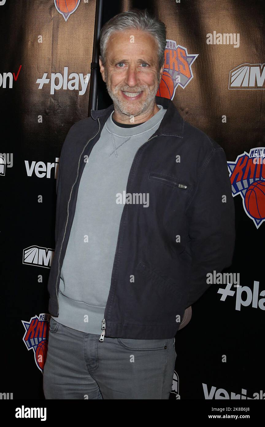 New york knicks opening home game hi-res stock photography and images ...