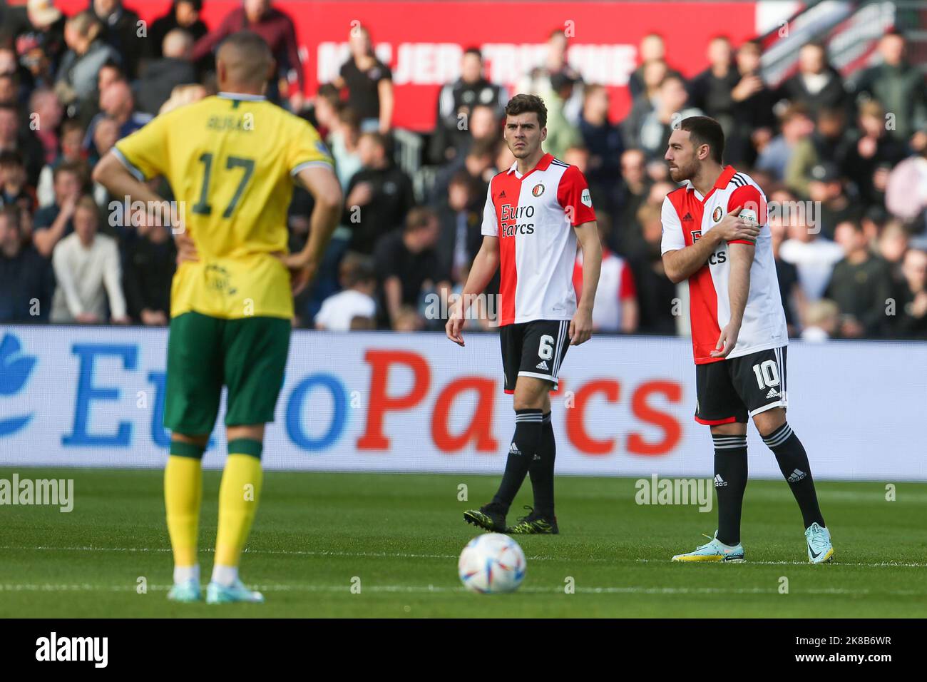 ROTTERDAM, 22-10-2022, Stadium de Kuip, Dutch eredivisie, 2022 / 2023 ...
