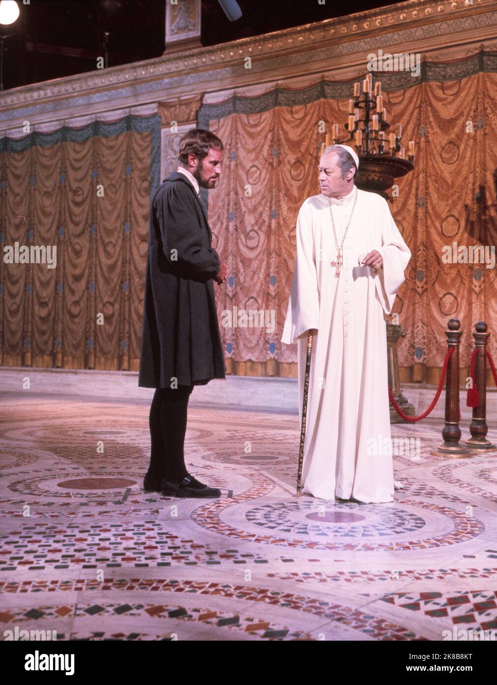 CHARLTON HESTON as Michelangelo and REX HARRISON as Pope Julius II on ...