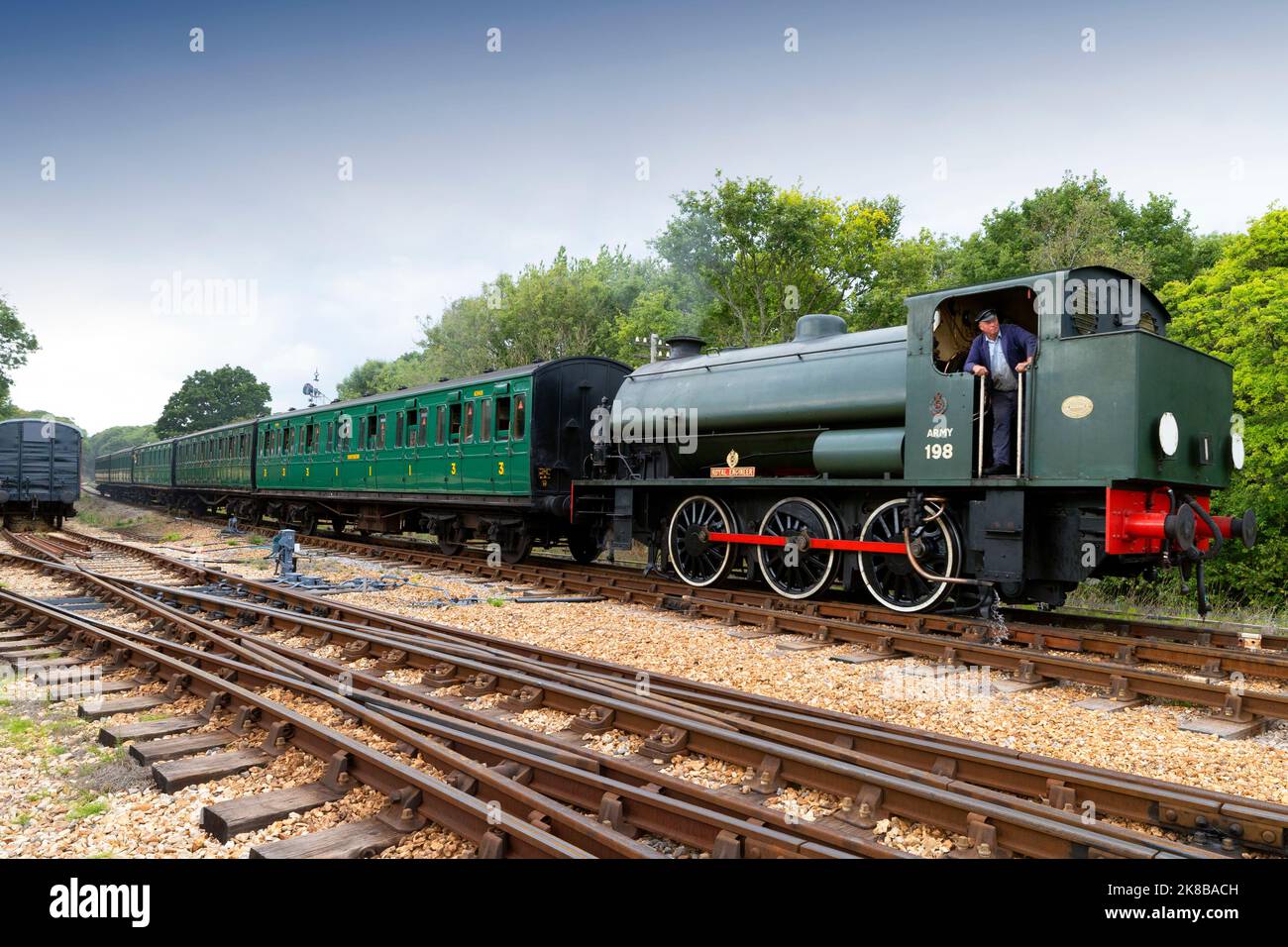 Hunslet ,‘Austerity’, WD198, Royal Engineer, Steam,Railway, Isle of ...