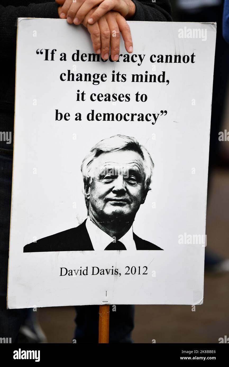 National rejoin march hi-res stock photography and images - Alamy