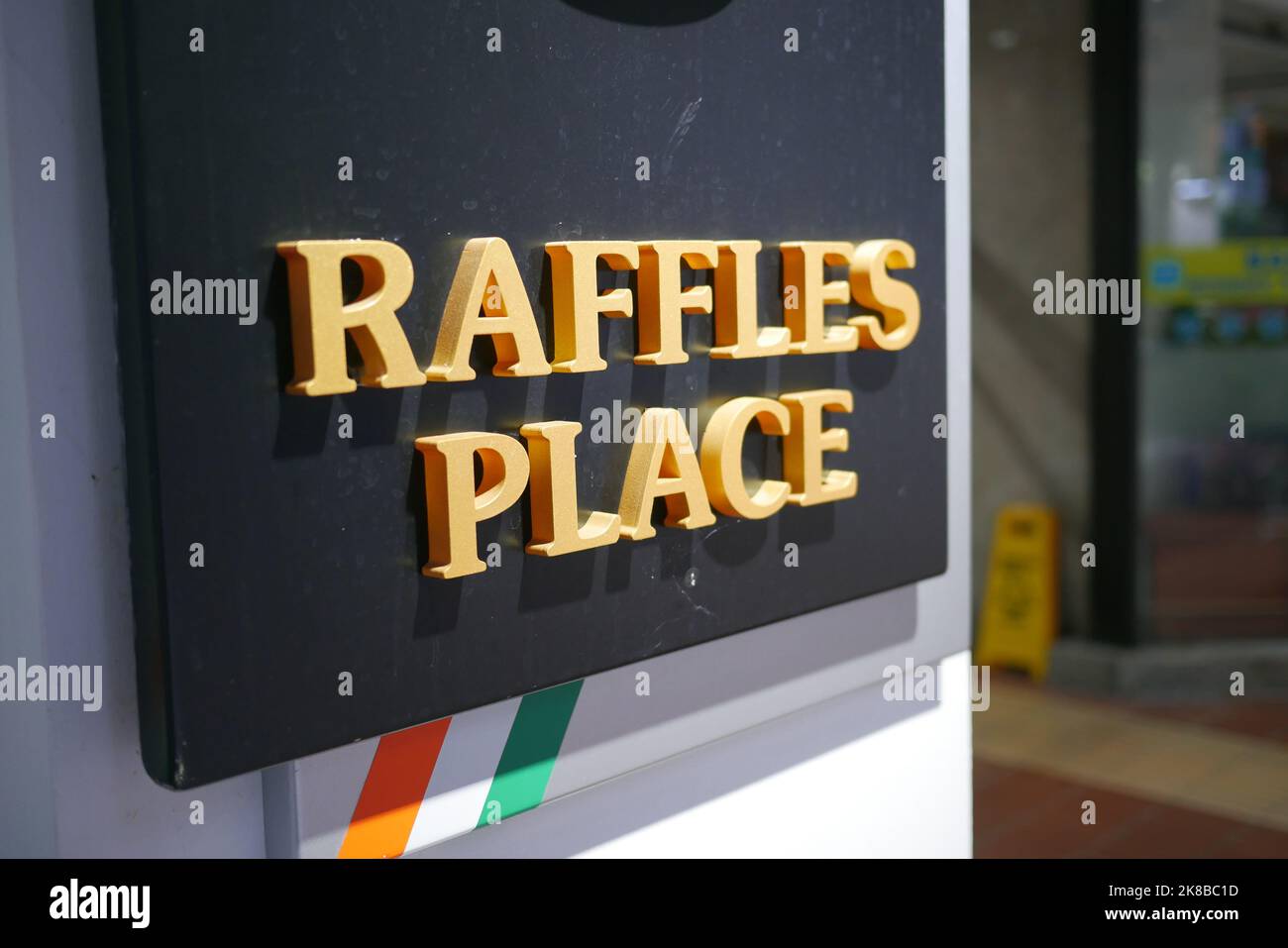 Singapore Raffles place 22 june 2022, Raffles place sign and buildings ...
