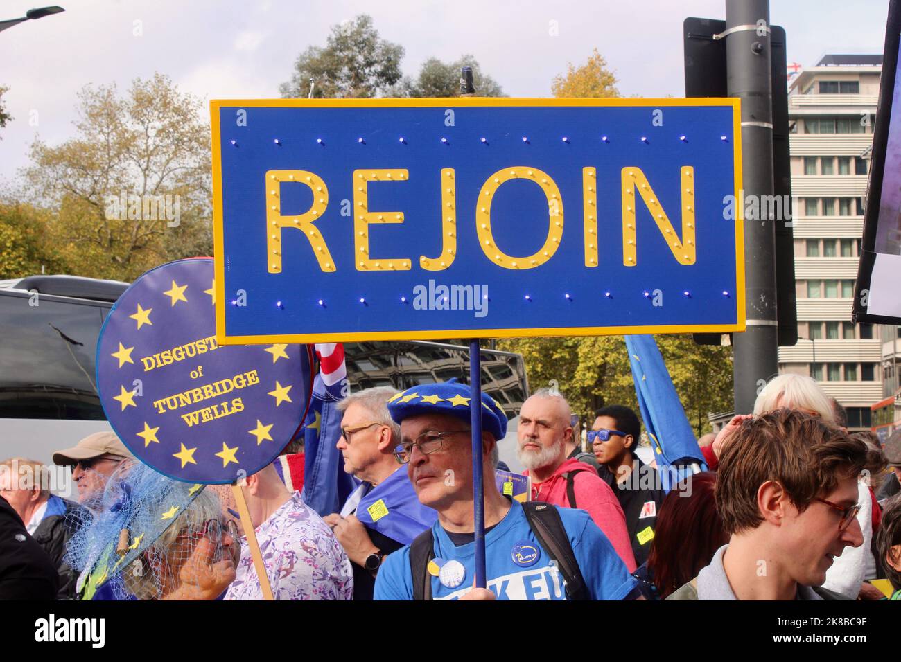 the first ever national rejoin the european union march in central ...