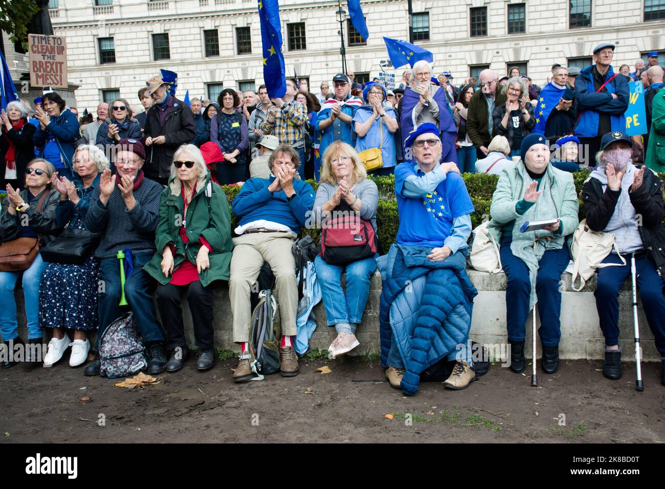 London, UK. 22nd Oct, 2022. Thousands rally in Parliament Square in ...