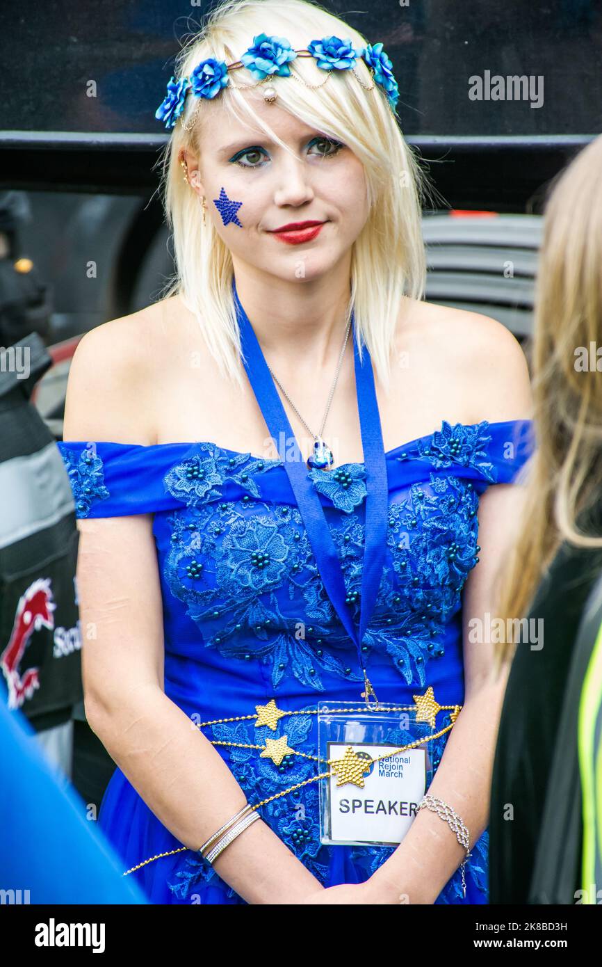 London, UK. 22nd Oct, 2022. Speaker Madeleina Kay in favour We want our ...