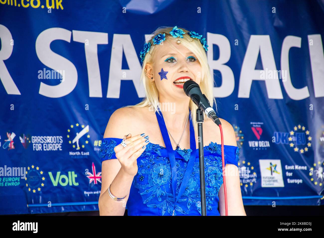 London, UK. 22nd Oct, 2022. Speaker Madeleina Kay in favour We want our ...