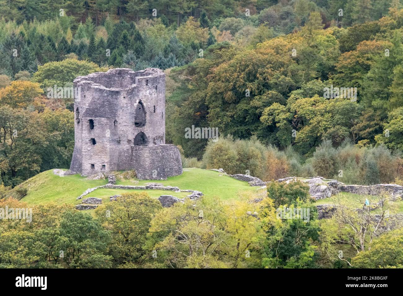 Dolbadarn Castle, sited at the base of Llanberis Pass, Gwynedd ...