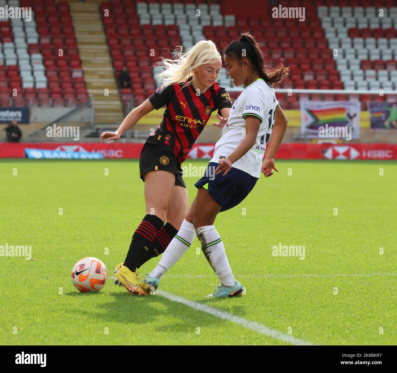 London, UK. 22nd Oct, 2022. L-R Chloe Kelly of Manchester City WFC and ...