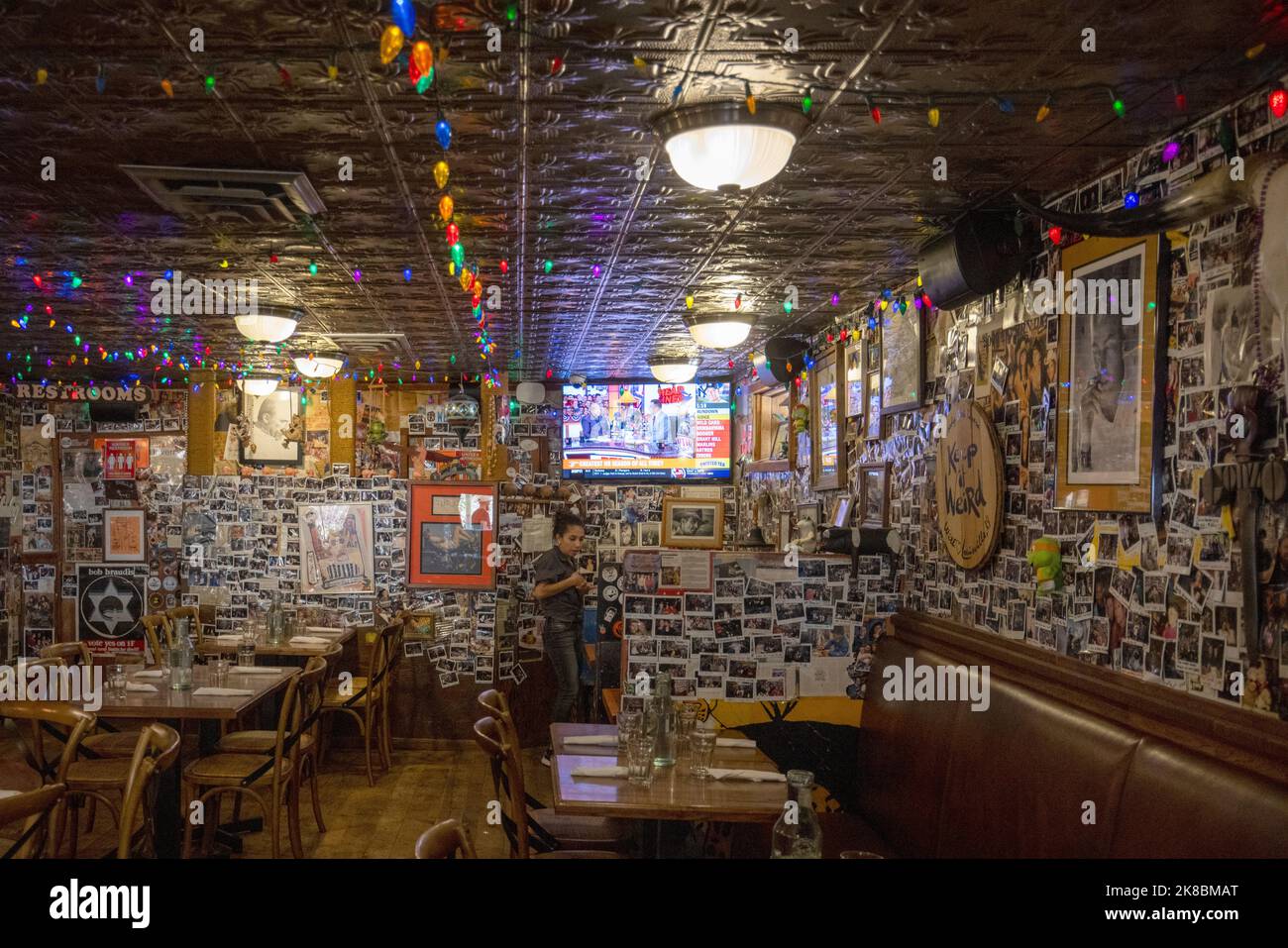 Woody Creek Tavern Hunter S. Thompson hang out near his house in Woody ...