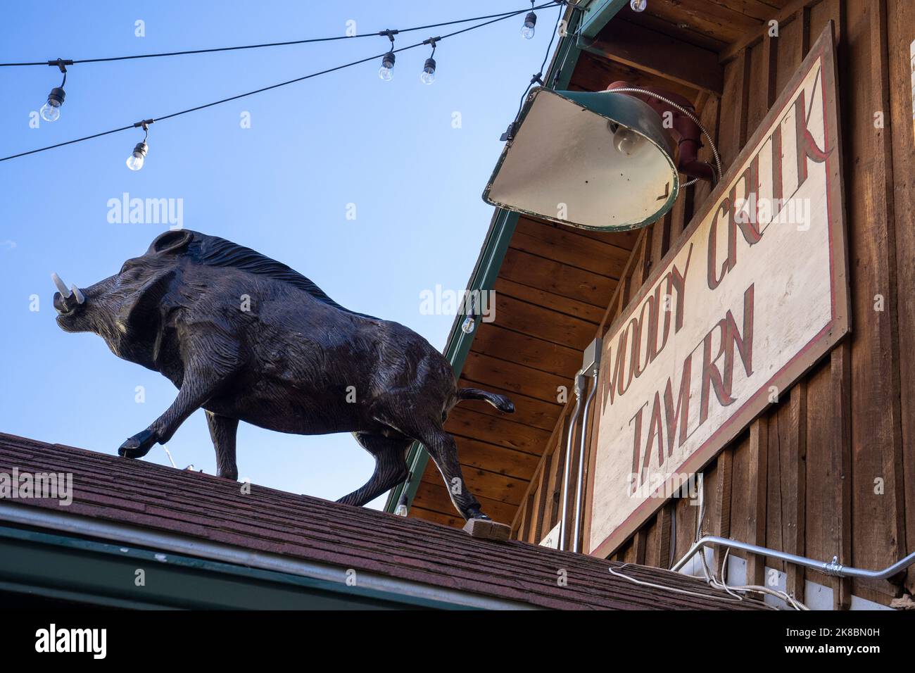 Woody Creek Tavern Hunter S. Thompson hang out near his house in Woody ...