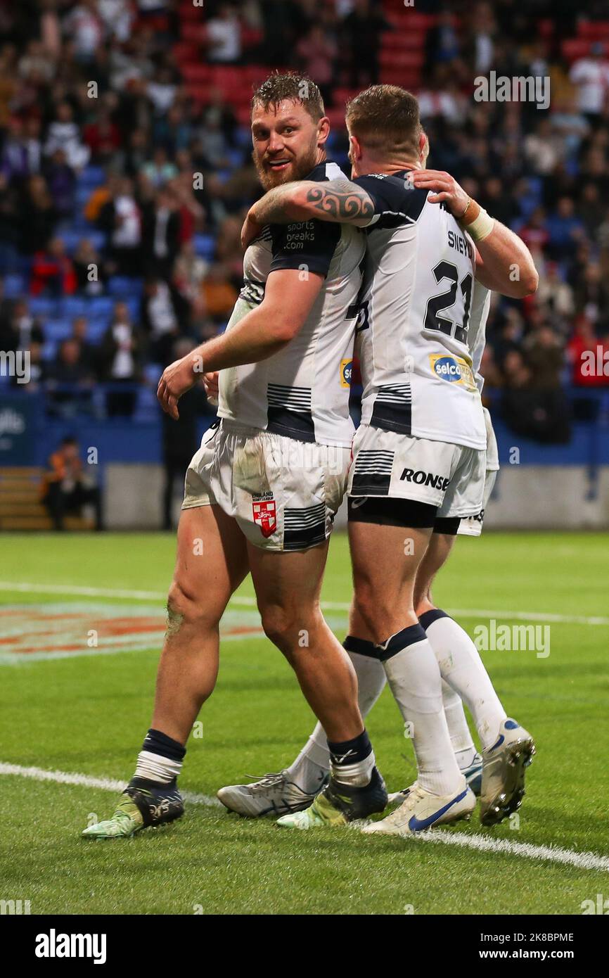 Bolton, UK. 22nd Oct, 2022. Elliott Whitehead of England scores a try ...
