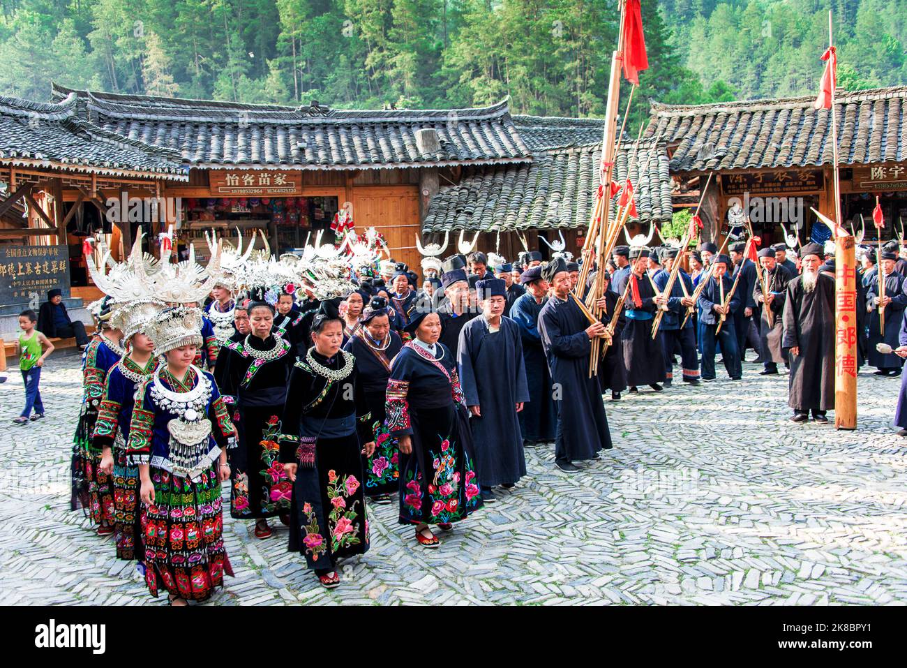 Men and women of the Langde Upper Miao, an ethnic village in southern ...