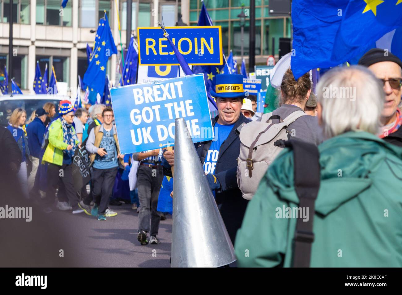 Rejoin the EU march, Steve Bray leading the protest, london, uk Stock ...