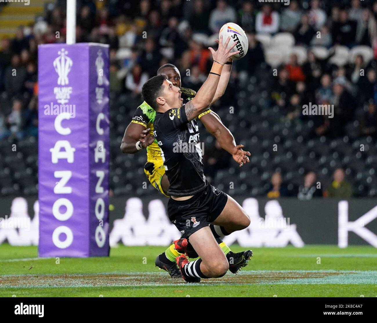 New Zealand's Jeremy Marshall-King scores their side's seventh try ...