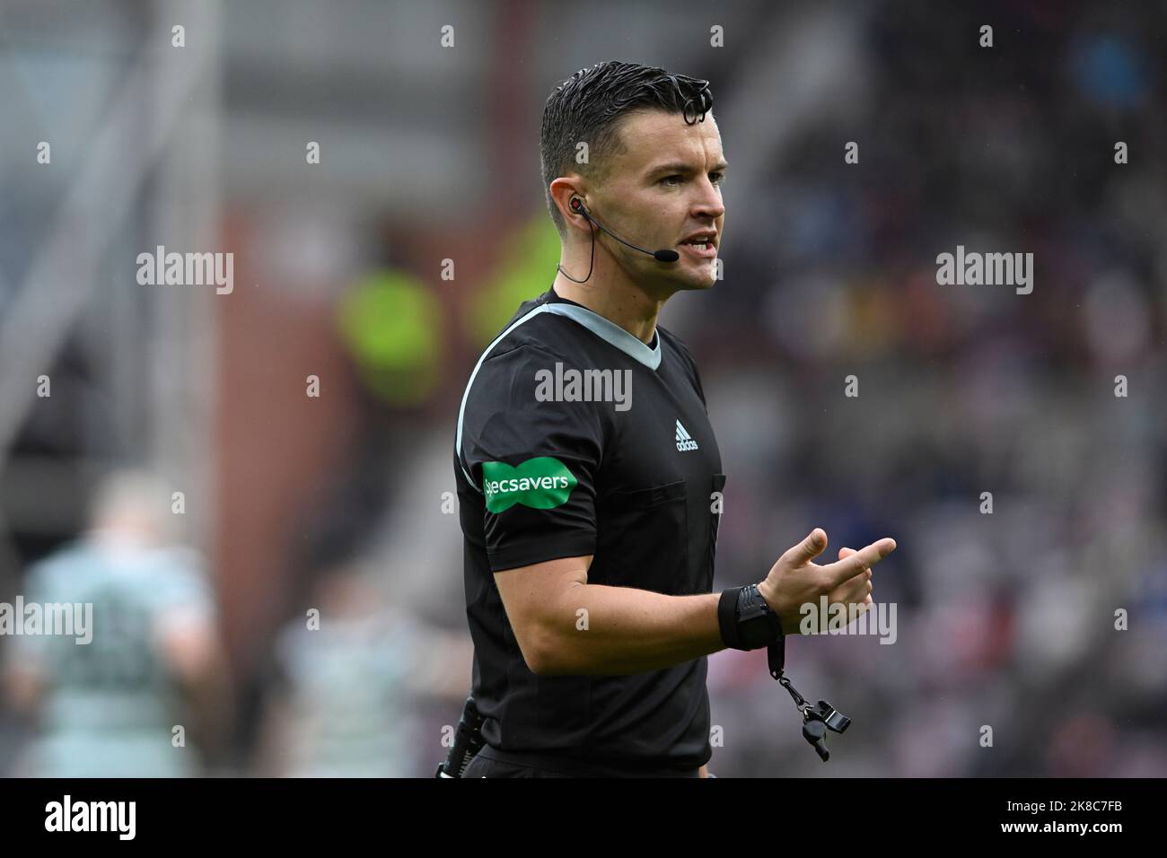 Nick walsh referee hi-res stock photography and images - Alamy