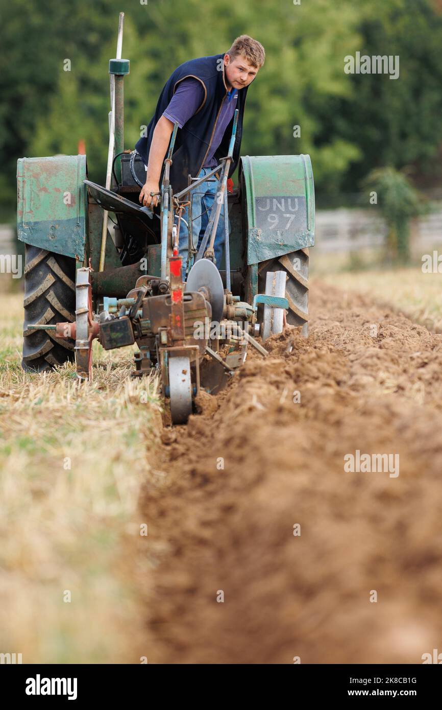 16 year old ploughing hi-res stock photography and images - Alamy