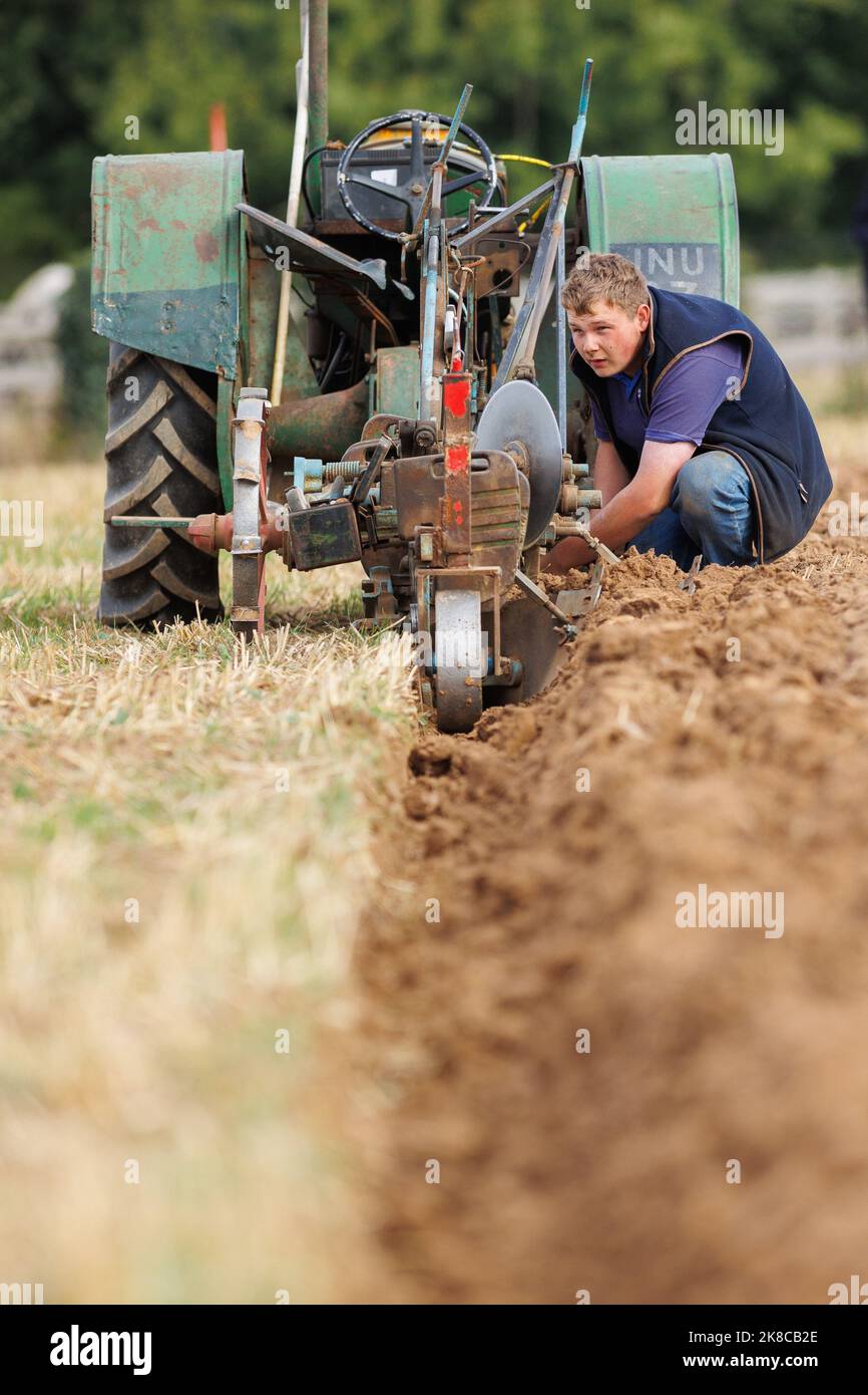 The Sheepy and District 106th Annual ploughing, hedecutting and ...
