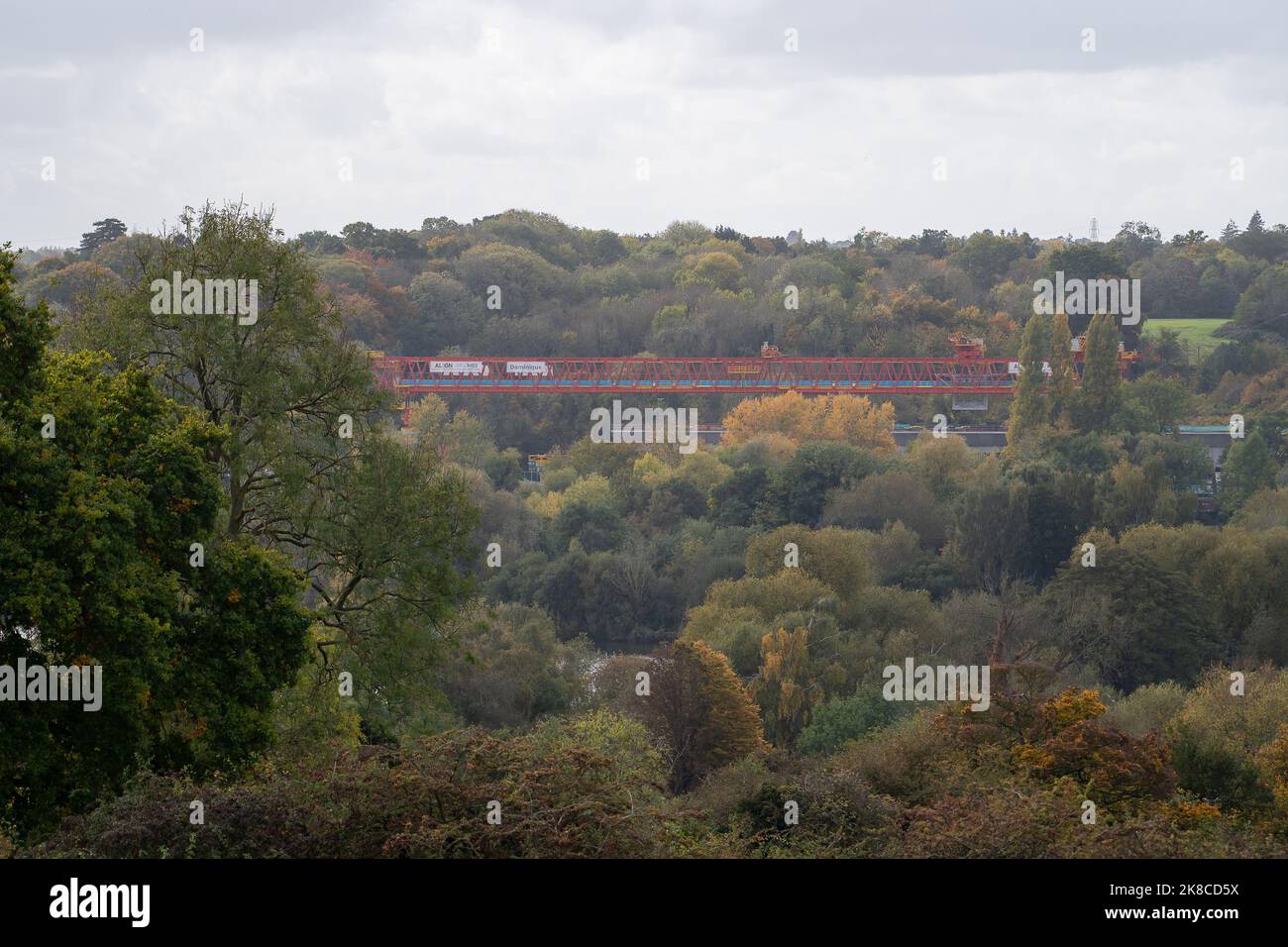 Denham, UK. 22nd October, 2022. The HS2 High Speed Rail Colne Valley ...