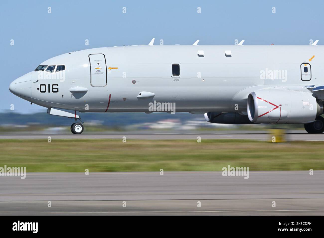 JACKSONVILLE, FL. (Oct. 21, 2022) The P-8 Orion makes its debut at the ...