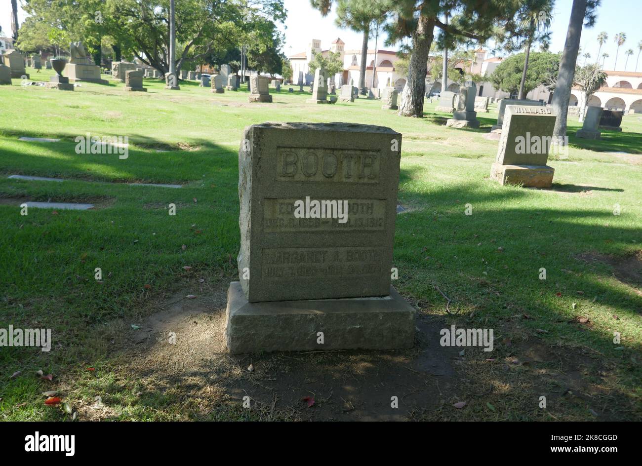 Inglewood, California, USA 19th October 2022 Actor Elmer Booth's Grave ...