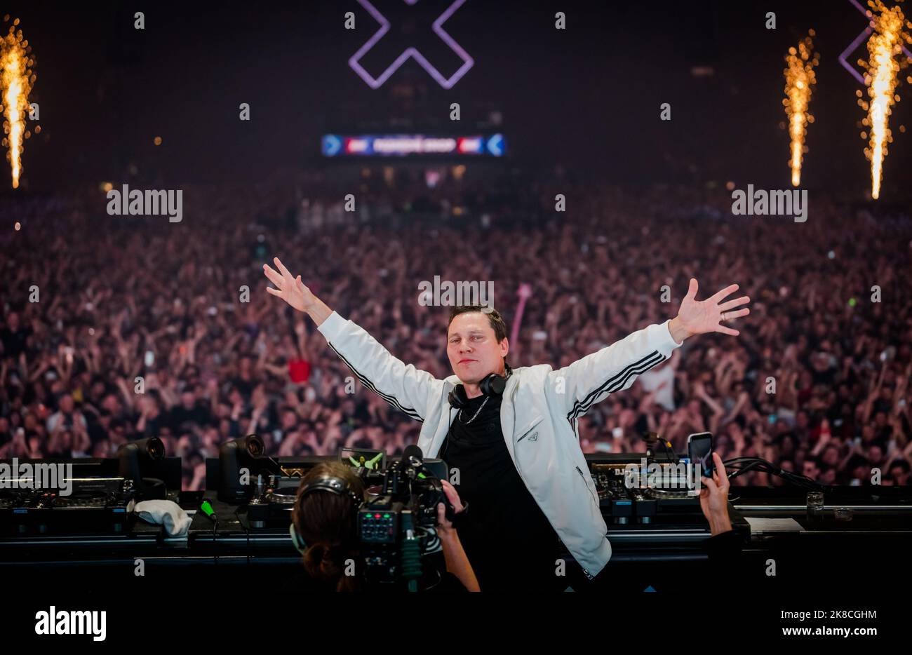 2022-10-22 23:06:05 AMSTERDAM - Tiesto performs during Amsterdam Music Festival, which takes ...