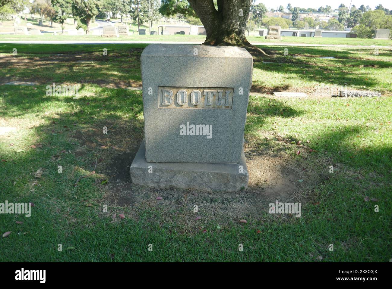 Inglewood, California, USA 19th October 2022 Actor Elmer Booth's Grave ...