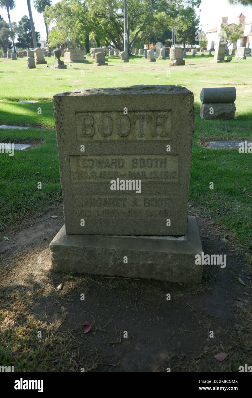 Inglewood, California, USA 19th October 2022 Actor Elmer Booth's Grave ...