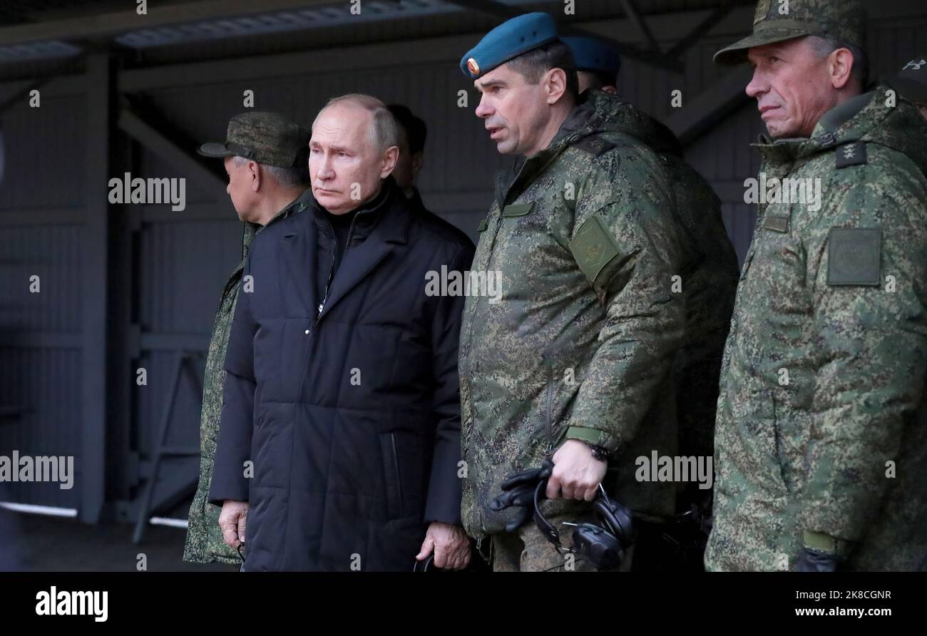 Russian President Vladimir Putin visited the Western Military District ...