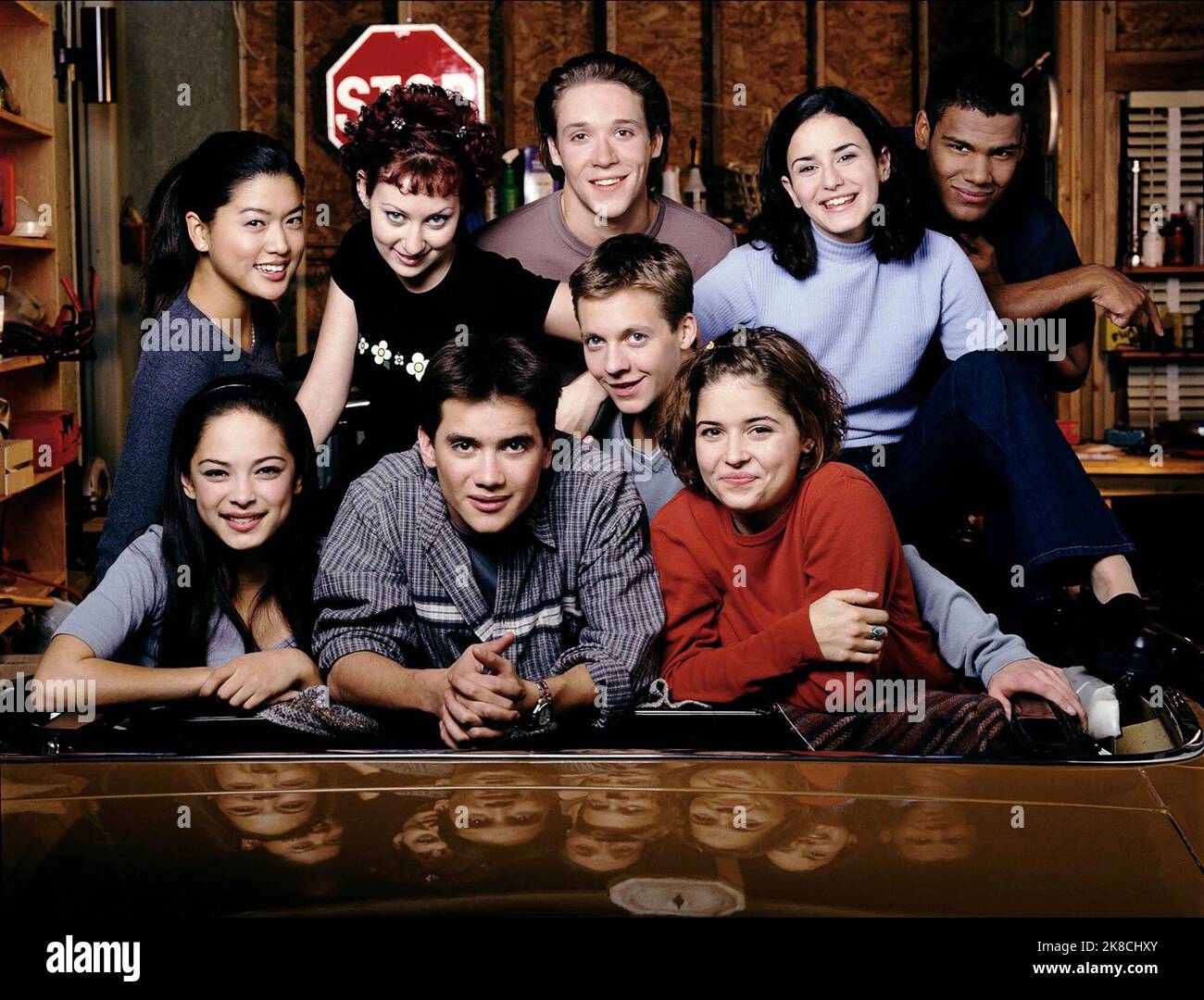Kristin Kreuk, Grace Park, Dominic Zamprogna, Sarah Lind, Vanessa King ...