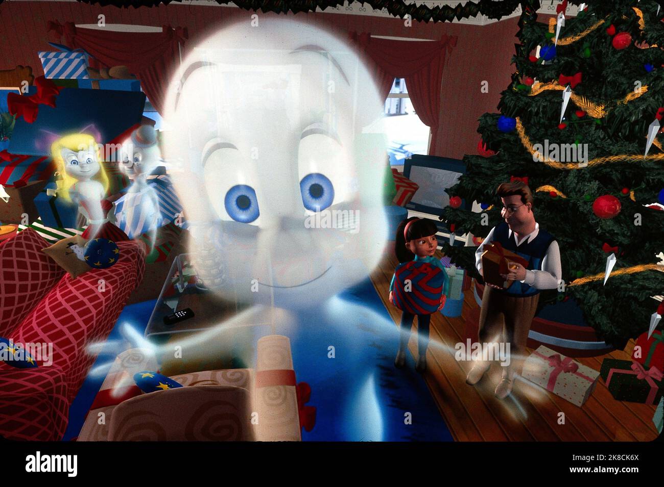 Casper Film: Casper'S Haunted Christmas (2000) Director: Owen Hurley 01 ...