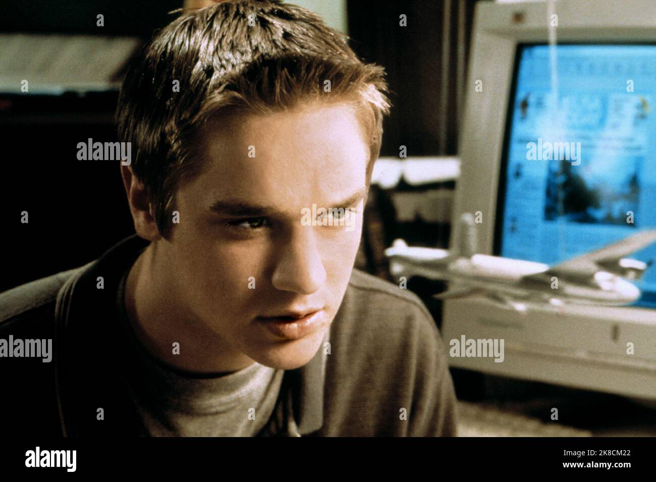 Devon Sawa Film: Final Destination (USA/CAN 2000) Characters: Alex Chance Browning Director ...