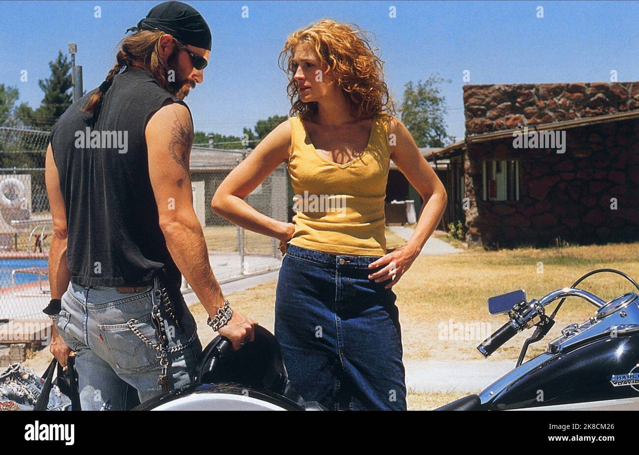 Erin brockovich film julia roberts hi-res stock photography and images ...