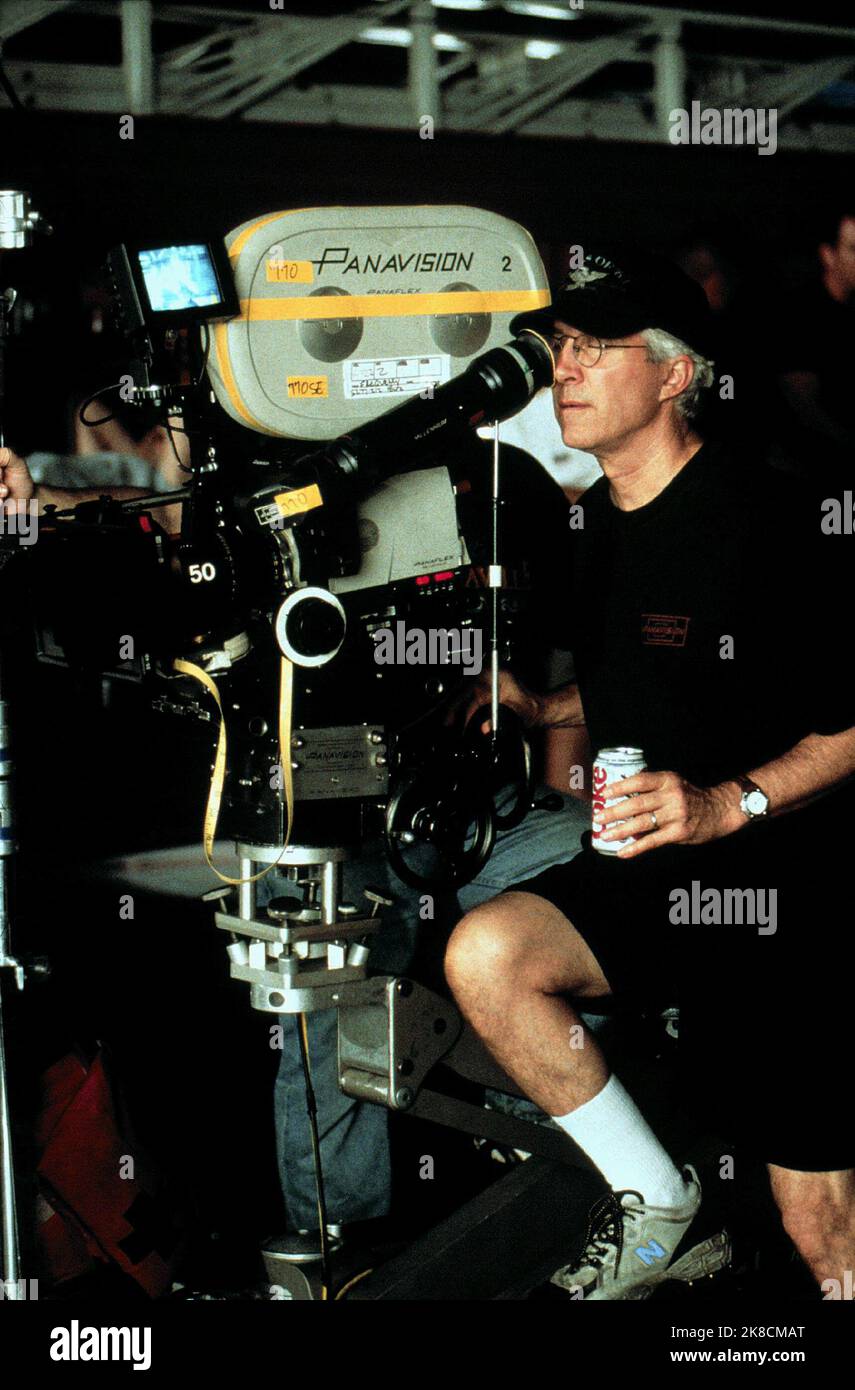 Gregory Hoblit Film: Frequency (2000) Director: Gregory Hoblit 28 April ...