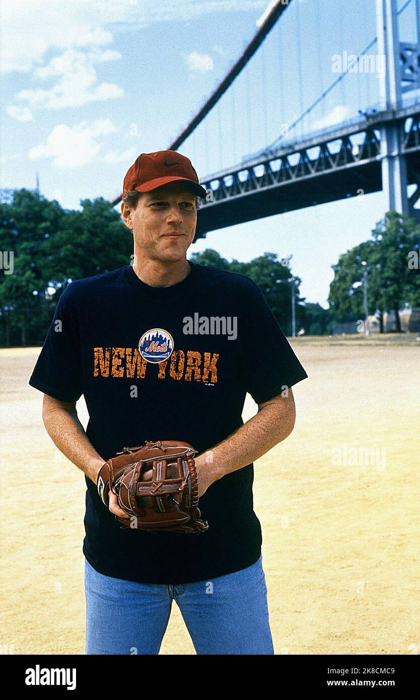 Noah Emmerich Film: Frequency (2000) Characters: Gordo Hersch Director ...