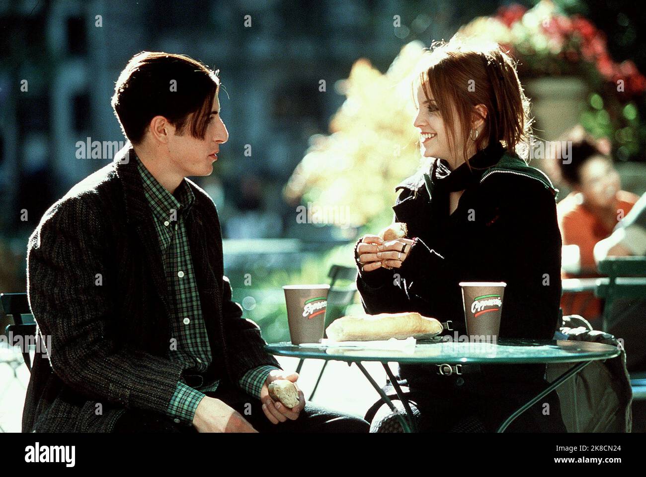 Jason Biggs & Mena Suvari Film: Loser (2000) Characters: Paul Tannek ...