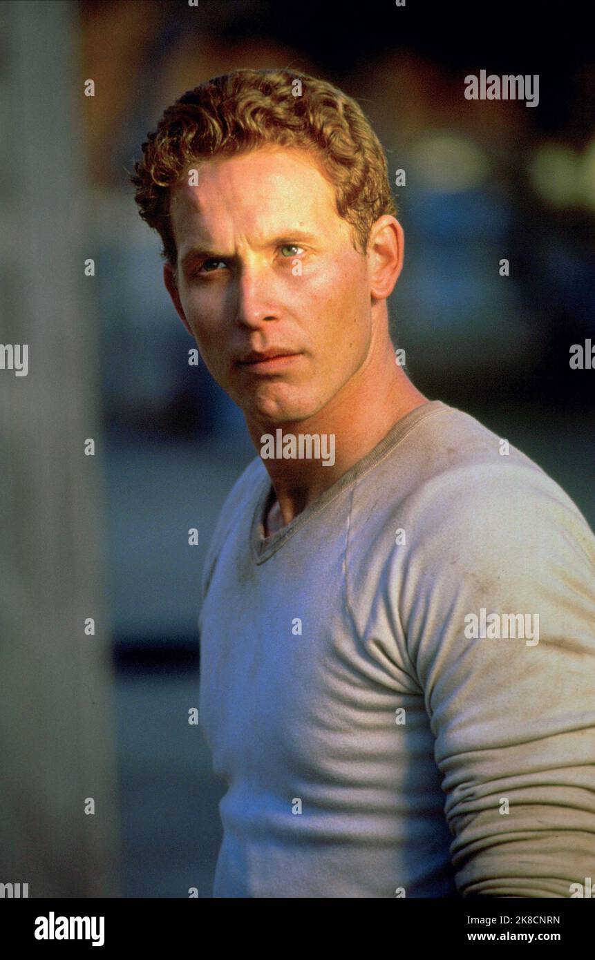 Cole Hauser Film: Pitch Black (USA 2000) Characters: William J. Johns ...