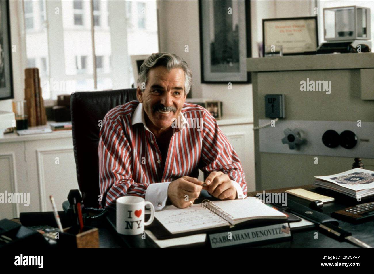 Dennis Farina Film: Snatch. (UK/USA 2000) Characters: Avi Director: Guy ...