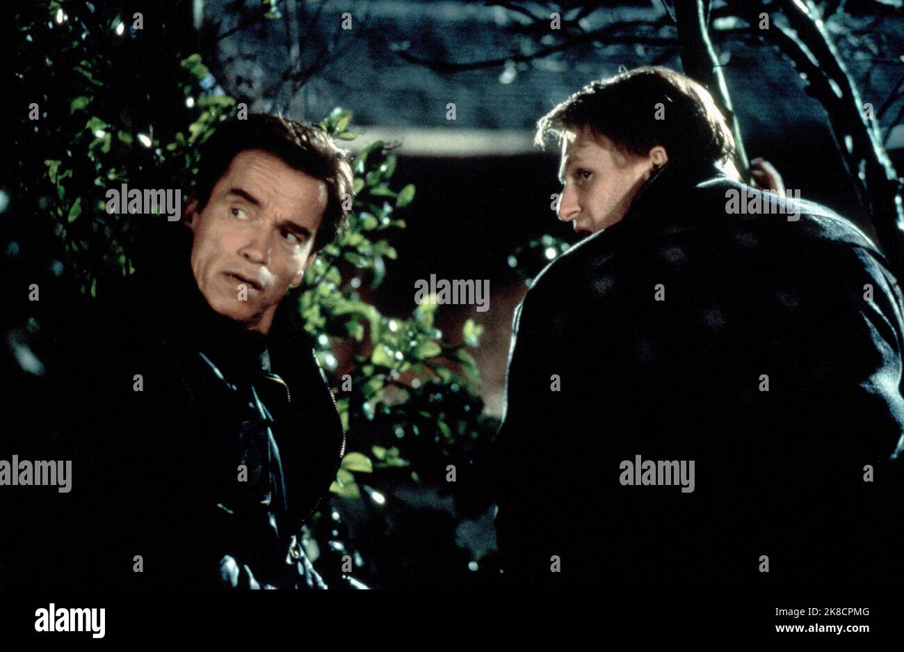 Arnold Schwarzenegger & Michael Rapaport Film: The 6th Day (2000 ...