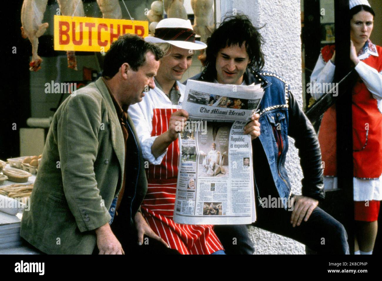 Ian Hart, Dessie Gallagher & Cathleen Bradley Film: The Closer You Get ...