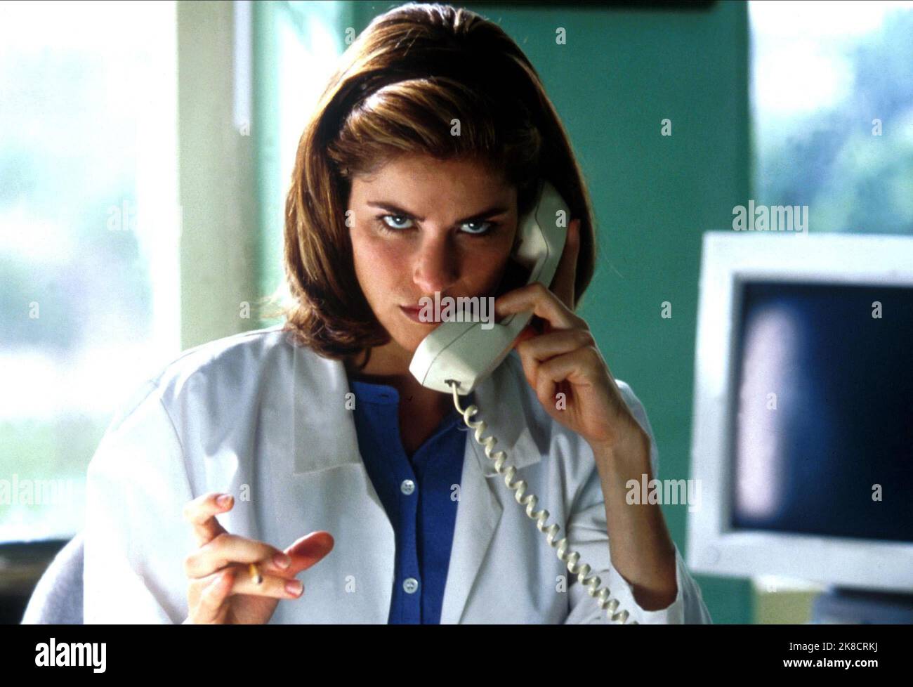 Amanda Peet Film: The Whole Nine Yards (USA 2000) Characters: Jill St ...