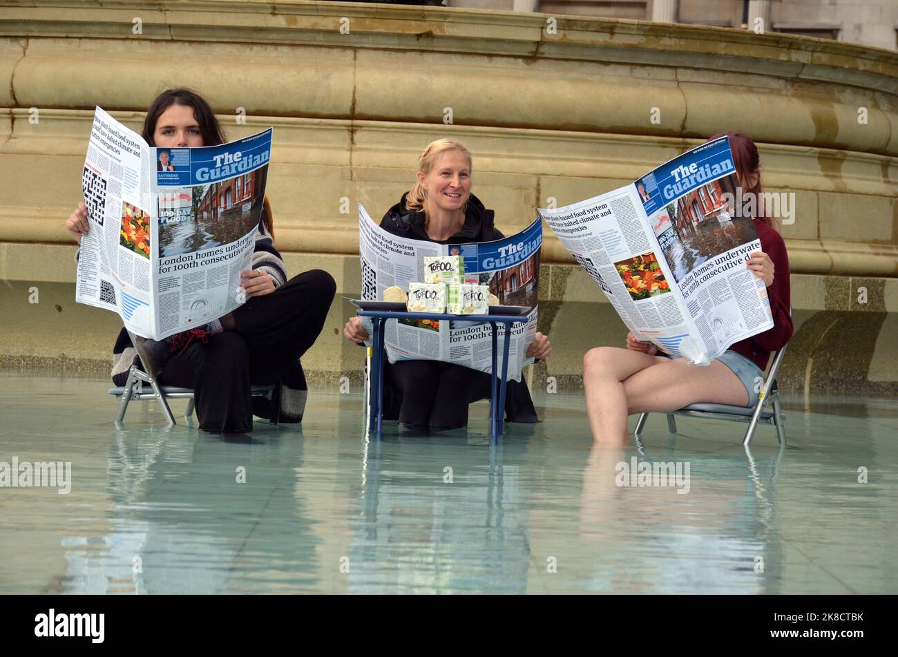 London, UK. 22nd Oct, 2022. Animal Rebellion protest on folding chairs ...